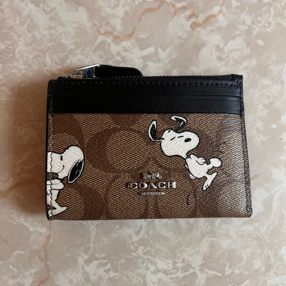 Coach | Accessories | Coach Snoopy Card Case | Poshmark